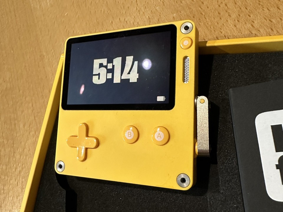 Playdate Panic Console - Adult Owned - Yellow (PDU-Y-01) 855731008012 ...