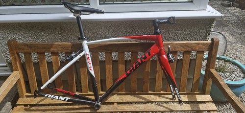 Giant Defy Aluxx 6000 SL Medium Frame | eBay UK