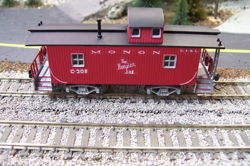 Custom H.O. Monon wooden caboose with Kadee couplers and metal wheels ...