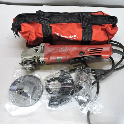 Milwaukee 11A Corded 4-1/2" Small Angle Grinder w/ LockOn Paddle Switch ...