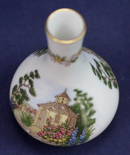 Spode Miniature Bud Vase White Cottage Garden 2-7/8" x 2" | eBay