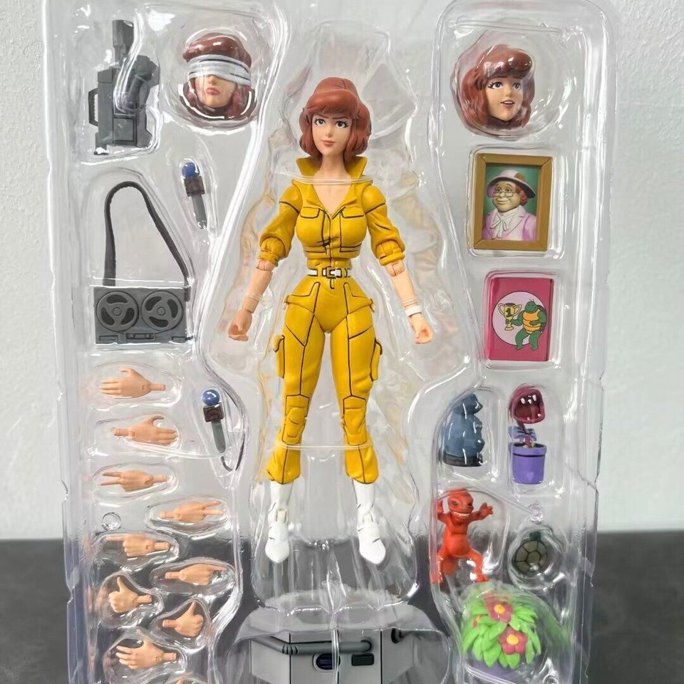 NECA April O'Neil Ultimate Teenage Mutant Ninja Turtles 18 cm große ...