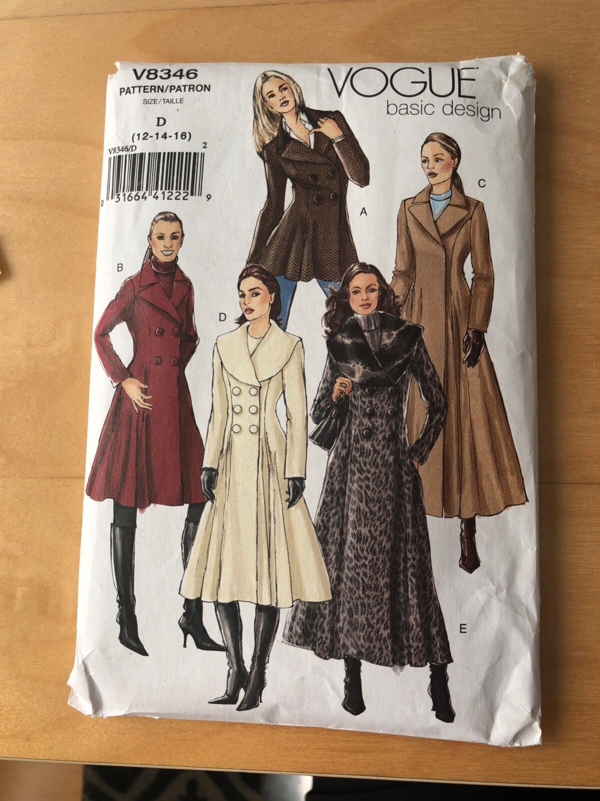 Vogue V8346 6-10 Sewing Pattern Women’s Wide Collared Double Breasted ...