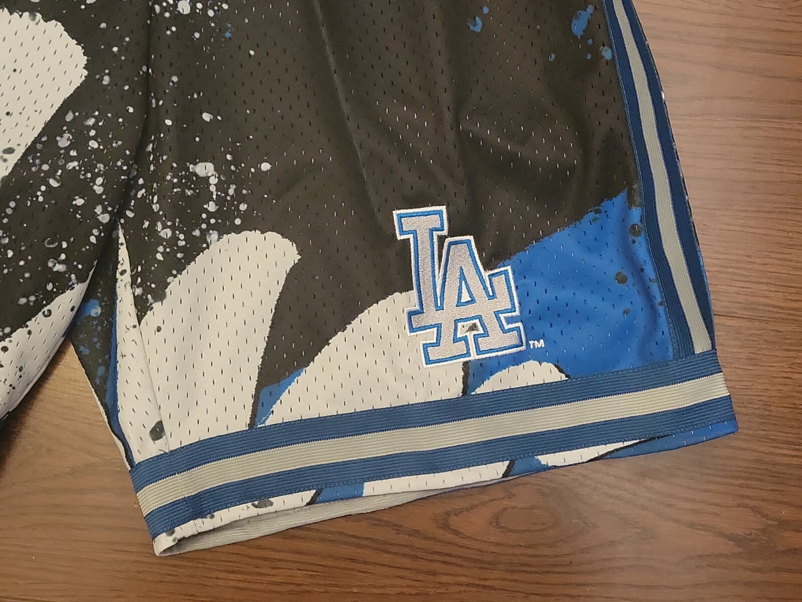 Mitchell & Ness Los Angeles DODGERS MLB BLOWN OUT FASHION SHORTS Sz ...