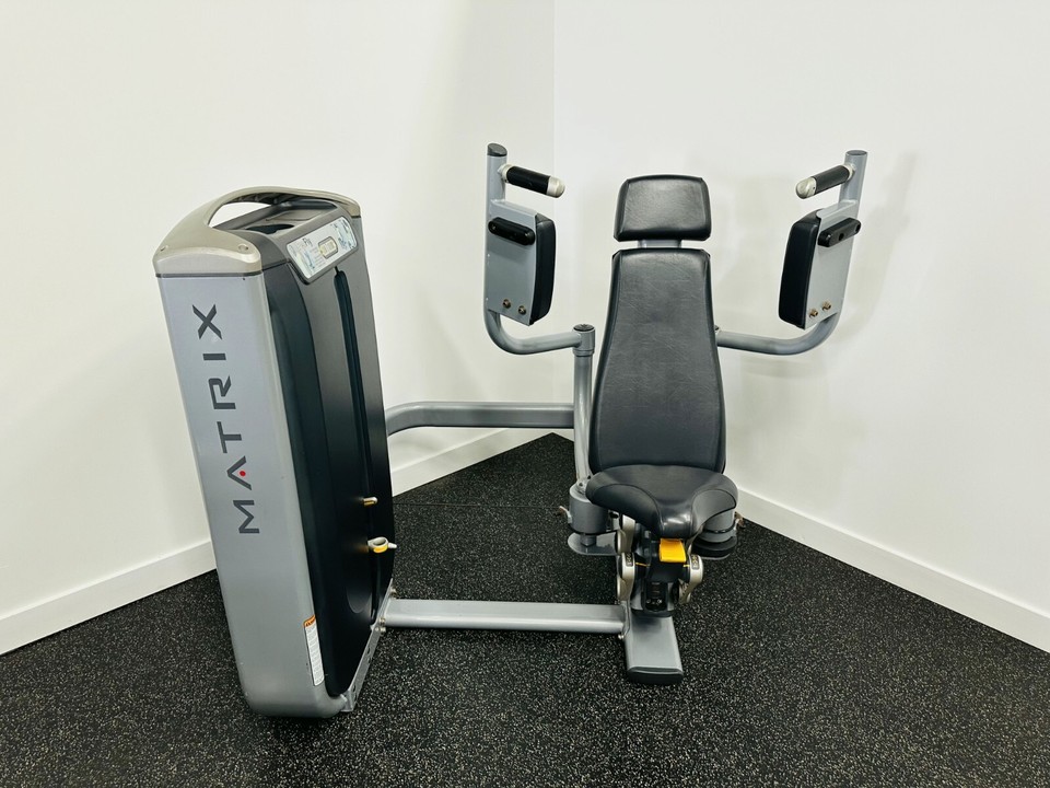 Matrix G7 Commercial Pec Fly Machine - Gym Equipment | eBay
