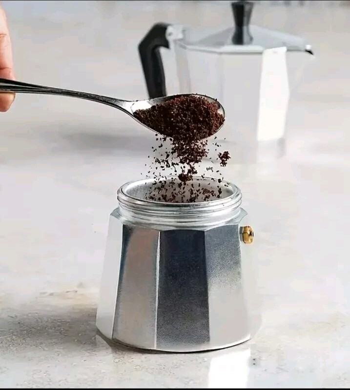 Classic Italian Moka Pot - 300 ml Stovetop Espresso Mocha Coffee Maker ...