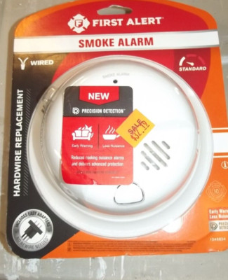 First Alert 9120B/ SMI100-AC Smoke Detector Alarm, AC Powered Battery ...