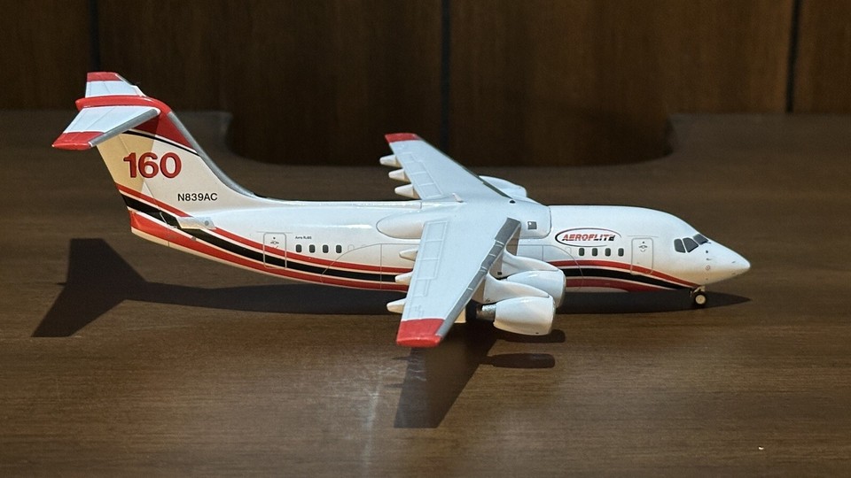 [Ultra Rare] Gemini Jets 1:200 - AeroFlite BAe 146 Avro RJ85 - N839AC ...