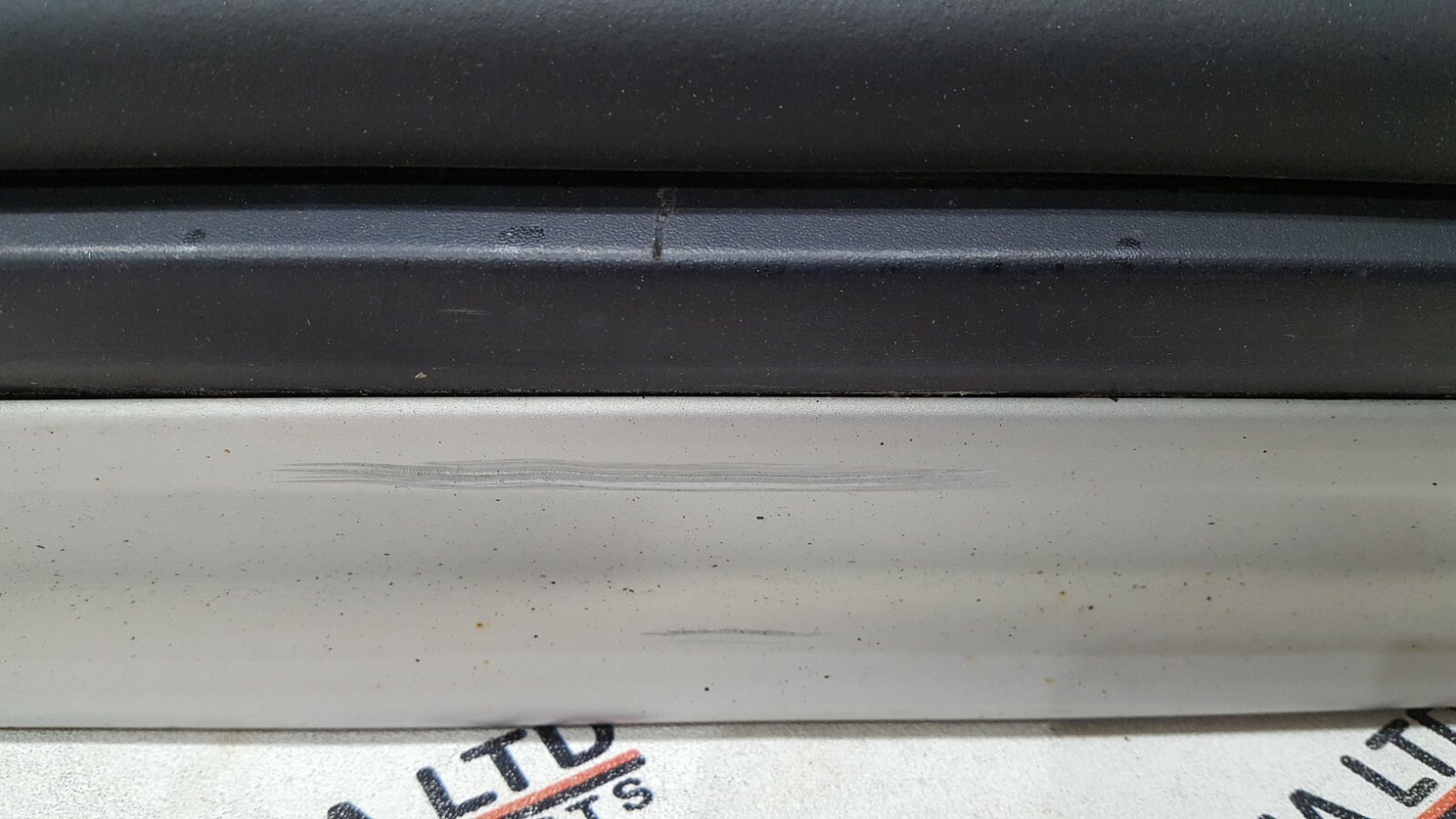 GENUINE VOLVO XC60 2008-2012 R Design DRIVER RIGHT SIDE SKIRT SILL ...