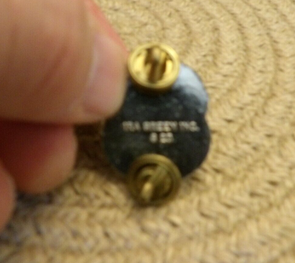 DUI US ARMY MEDICAL- DEDICATION to OTHERS-CREST- Ira Green | eBay