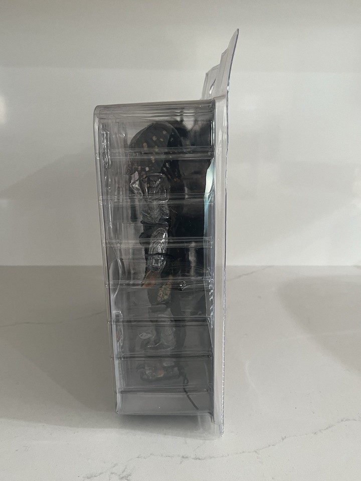 NECA AVP Alien vs Predator Grid vs Celtic Rivalry Reborn 2 Pack 2016 ...