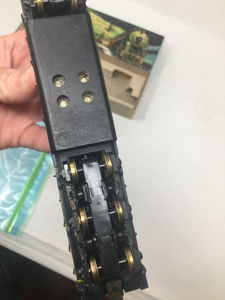 Athearn 4105 HO Scale Santa Fe SDP40 93 Diesel Locomotive PWR Powered ...