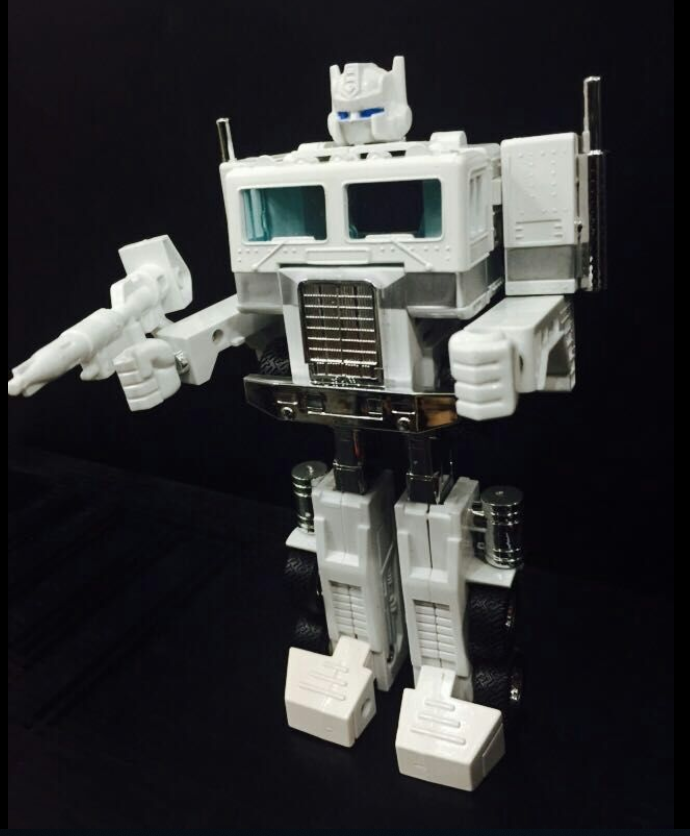Transform G1 Optimus prime complete Red/Black/White/Bright/Clear/Golden ...