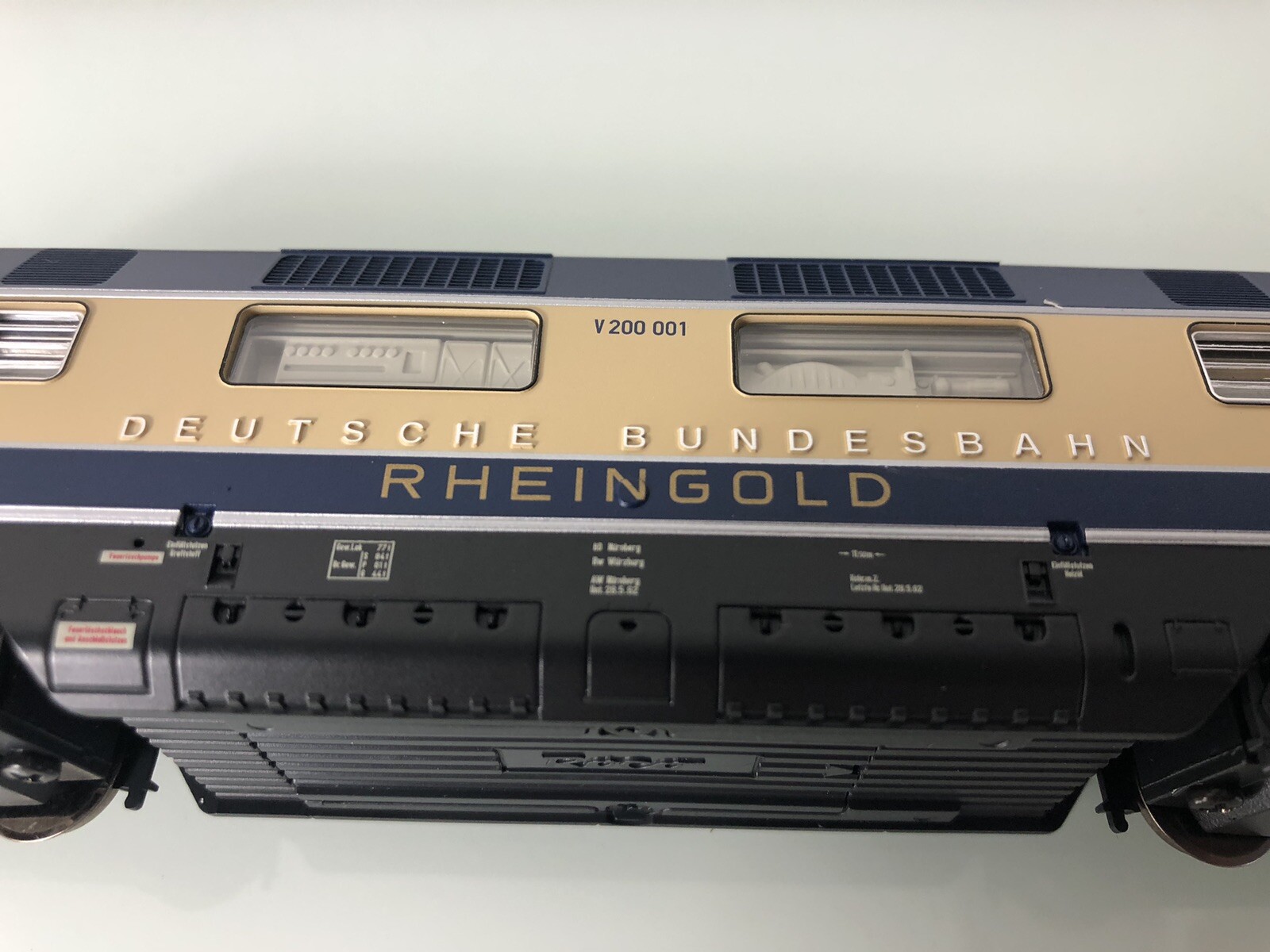 Roco H0 72863 A Diesellok V200 001 DB Rheingold Limitiert 028/180 NEU ...