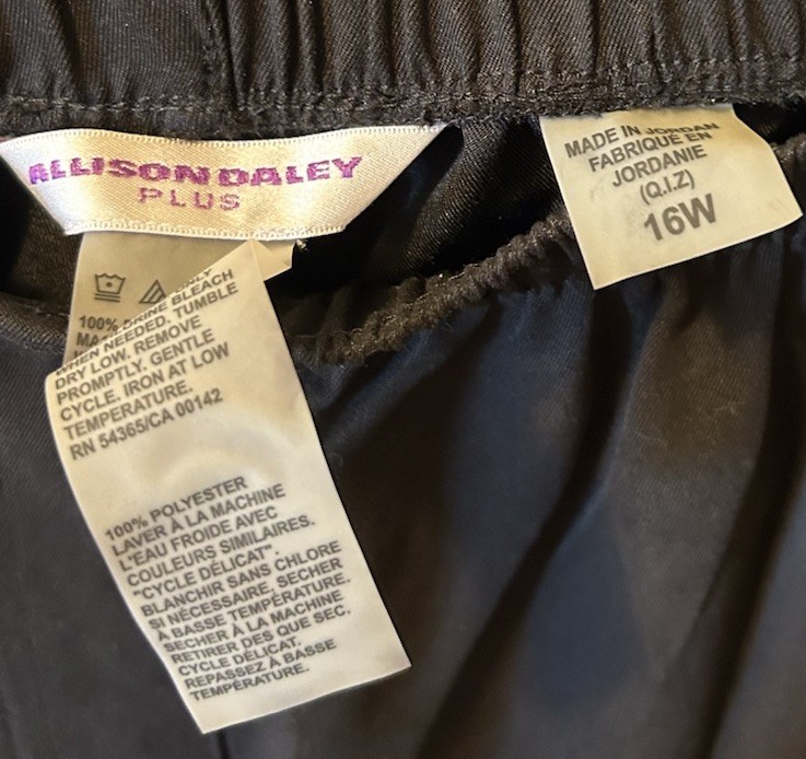 Allison Daley Plus 16W Black Capris W/Metal Embellishment On Bottom Hem ...