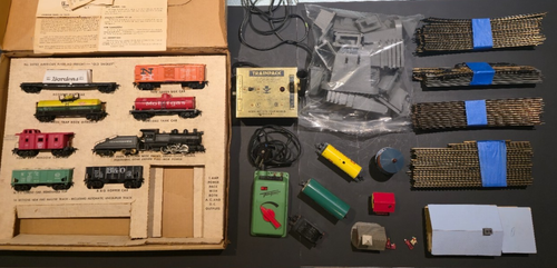 Vintage HO Train Set - Gilbert / American Flyer - with box + extras | eBay