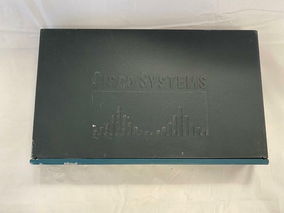 Cisco 2940 Series 8 Port Network Switch WS-C2940-8TF-S, free shipping ...