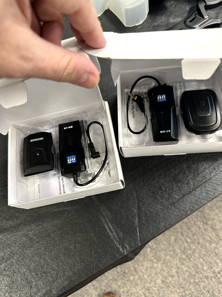 Neewer Wireless Studio Flash RT-16 16 Channel Trigger with Receiver | eBay