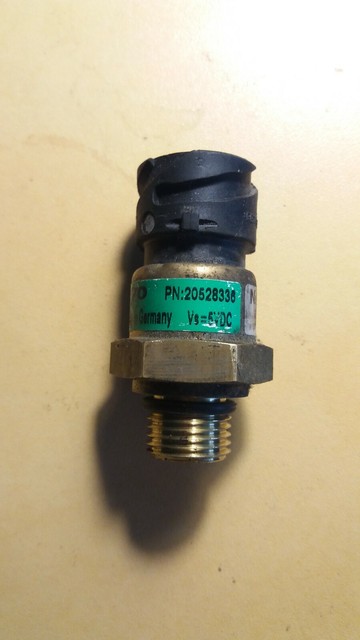 OEM 20528336 20829689 20428459 8158821 Volvo Air Pressure Sensor for ...