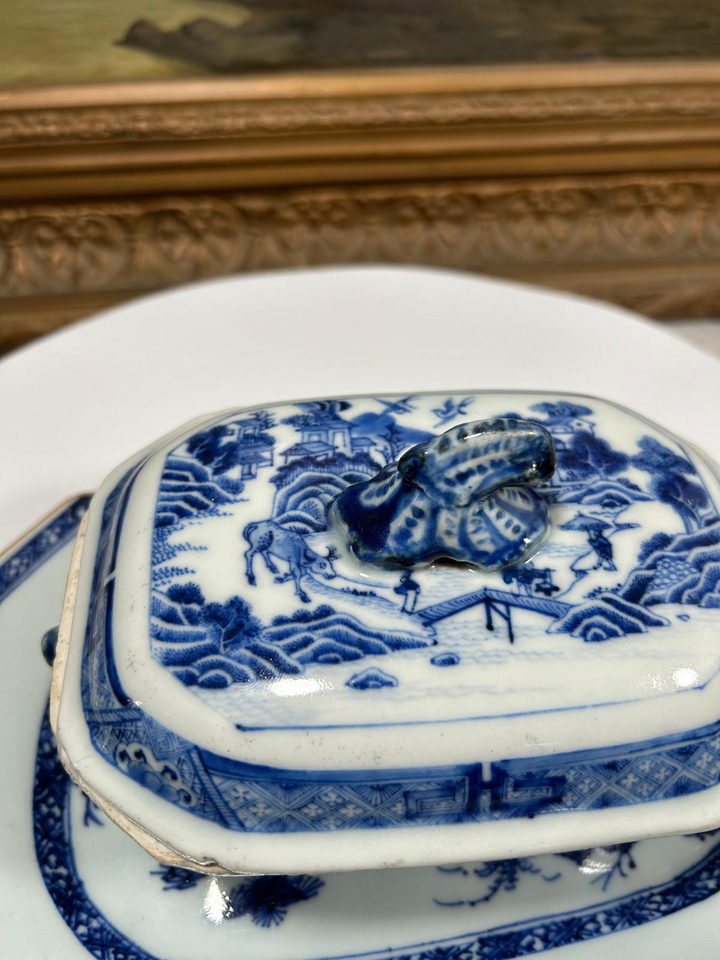 Mini Tureen in Chinese Porcelain from the 18th century, Qianlong Period ...