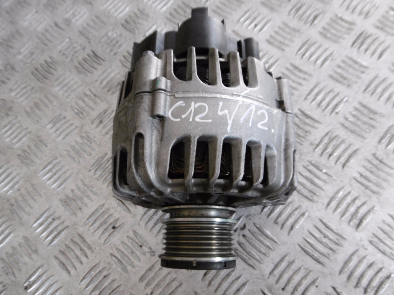 RENAULT CLIO IV CAPTUR 1.5 DCI ALTERNATOR LICHTMASCHINE GENERATOR ...