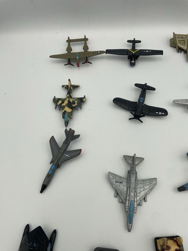 Micro Machines Military Lot of 33, Tanks, Helicopters, Watercraft ...