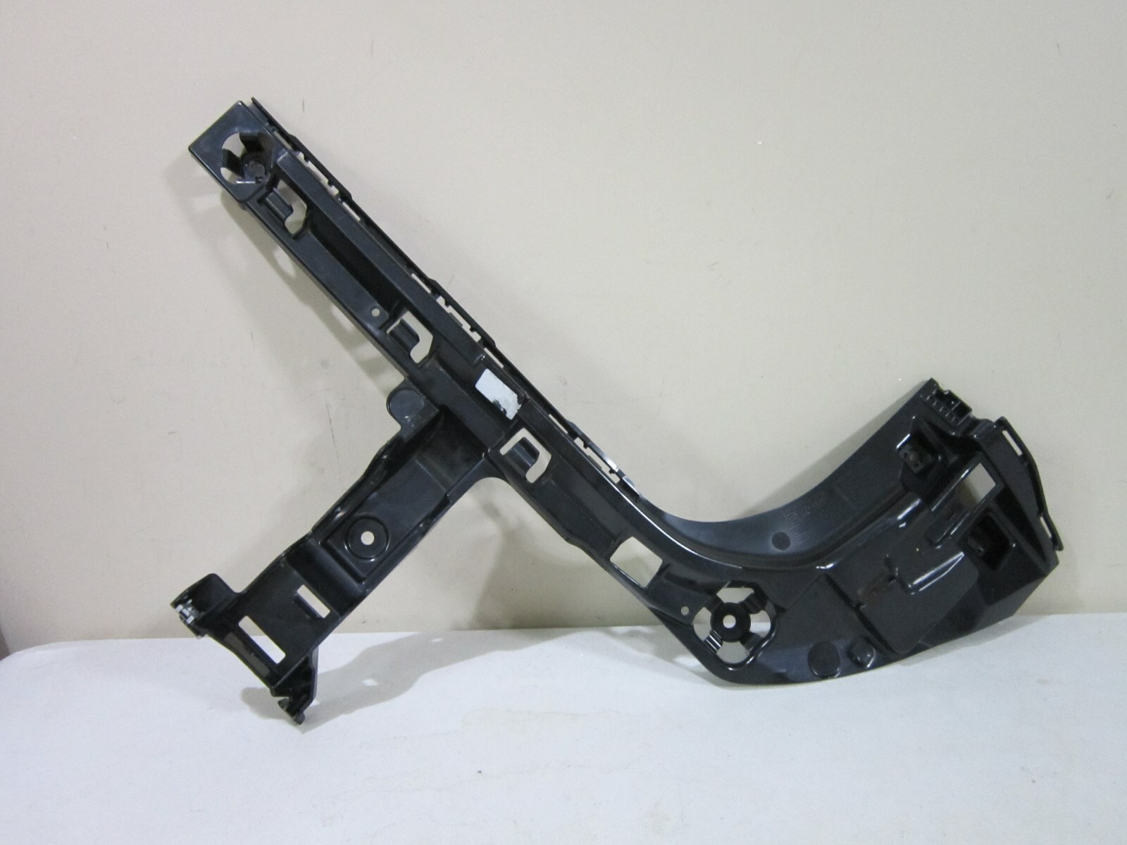 BMW X1 2016 REAR BUMPER CENTER SUPPORT RIGHT OEM 51127381120 | eBay