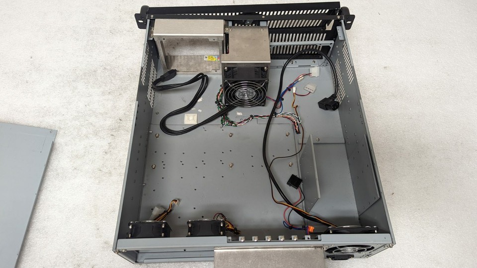 3U 4x HDD Bay Rackmount Chassis ATX / ITX 2x Fan Case Windows 10 Pro ...