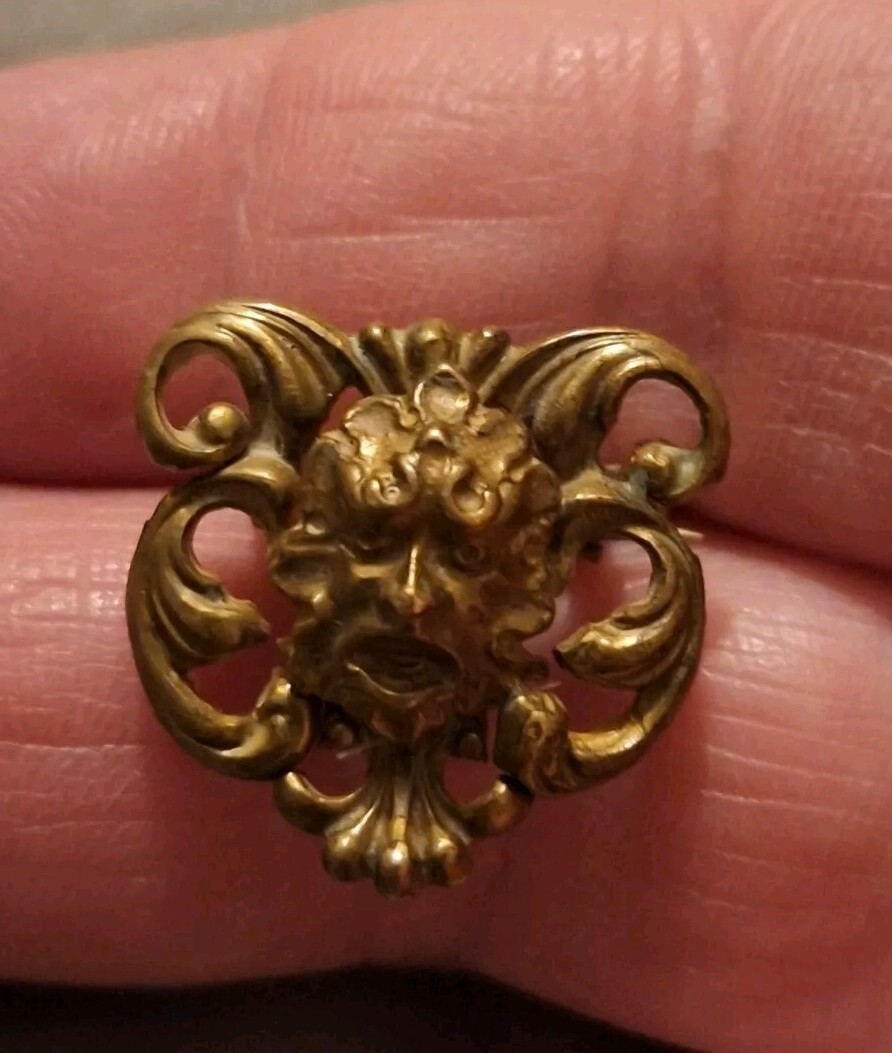 RARE ART NOUVEAU WIND GOD ZEPHYRUS FACE WITH SEED PEA… - Gem