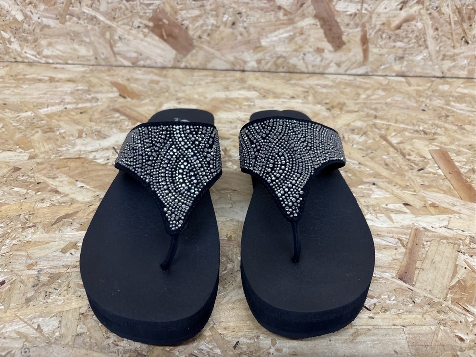 Skechers Cali Yoga Foam Size 7 UK Flip Flop Black And Silver Wedge ...