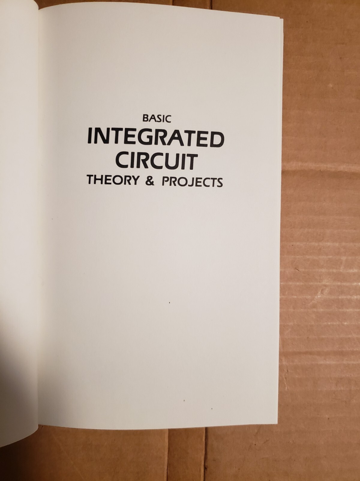 Vintage Electronics Books Transistors Basics a Short Course Book ...