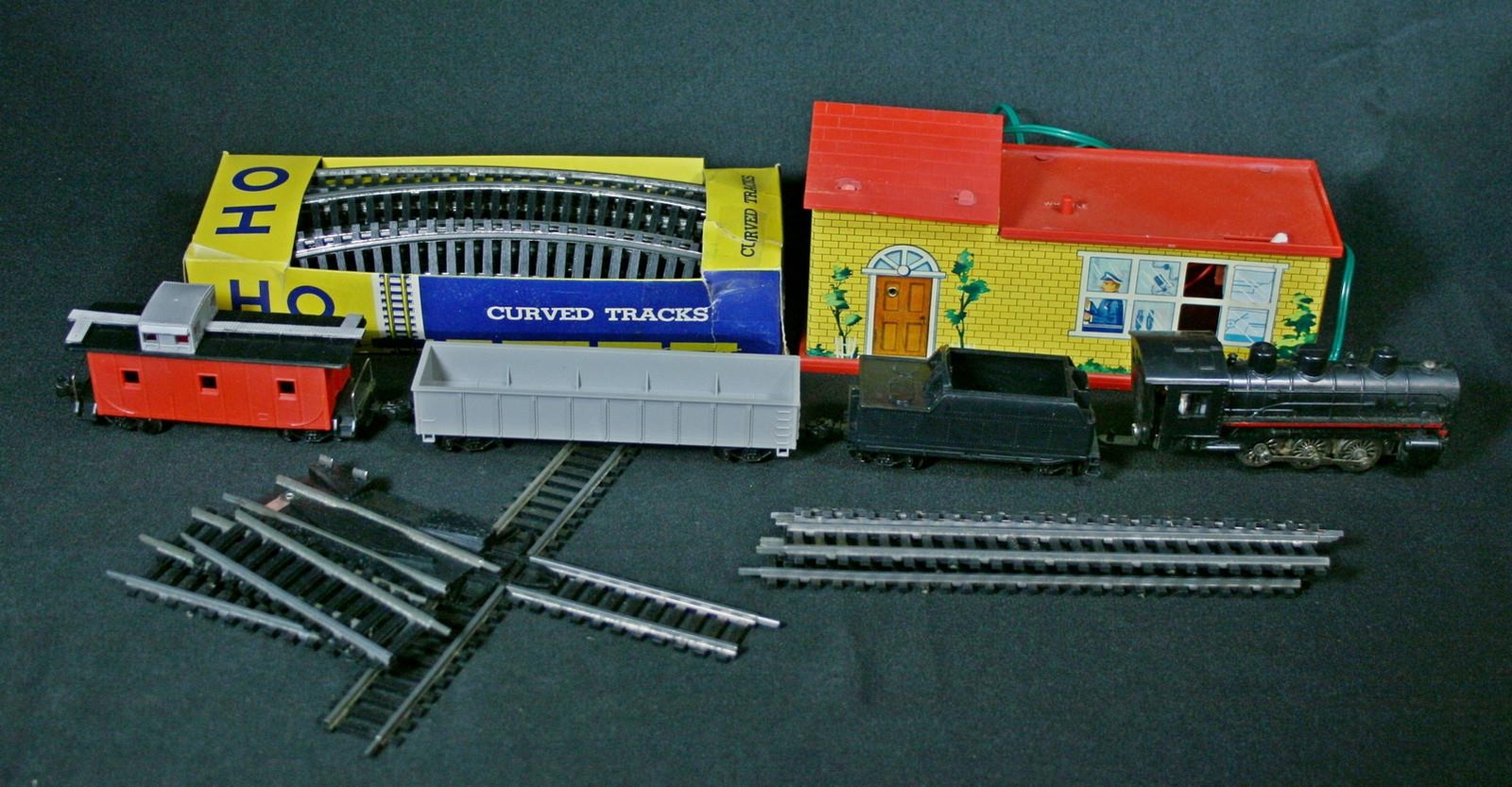 Vintage Marx H-O Battery-Operated Remote-Control Train Set | eBay