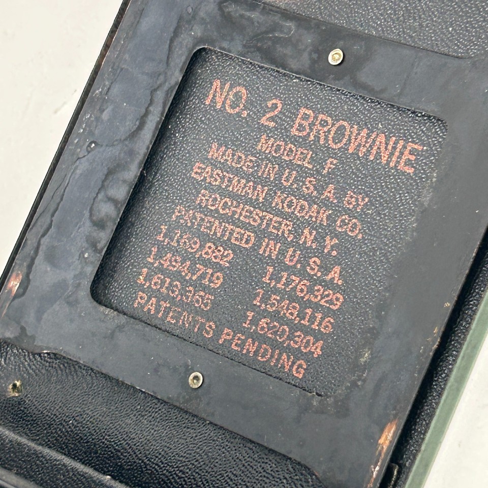 Rare Green No.2 BROWNIE camera model F eastman kodak works 120 film box ...