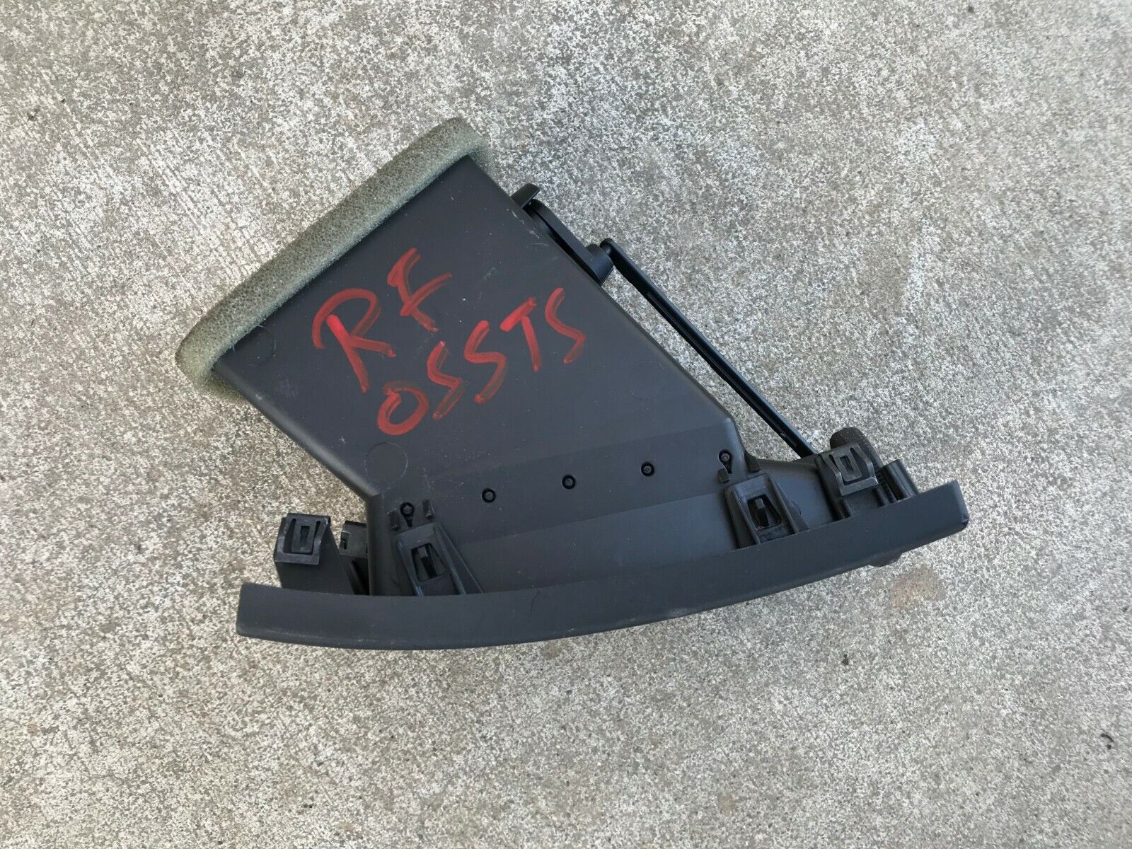 05 06 07 08 09 10 11 Cadillac STS Right Passenger Side Dash Vent OEM F7 ...