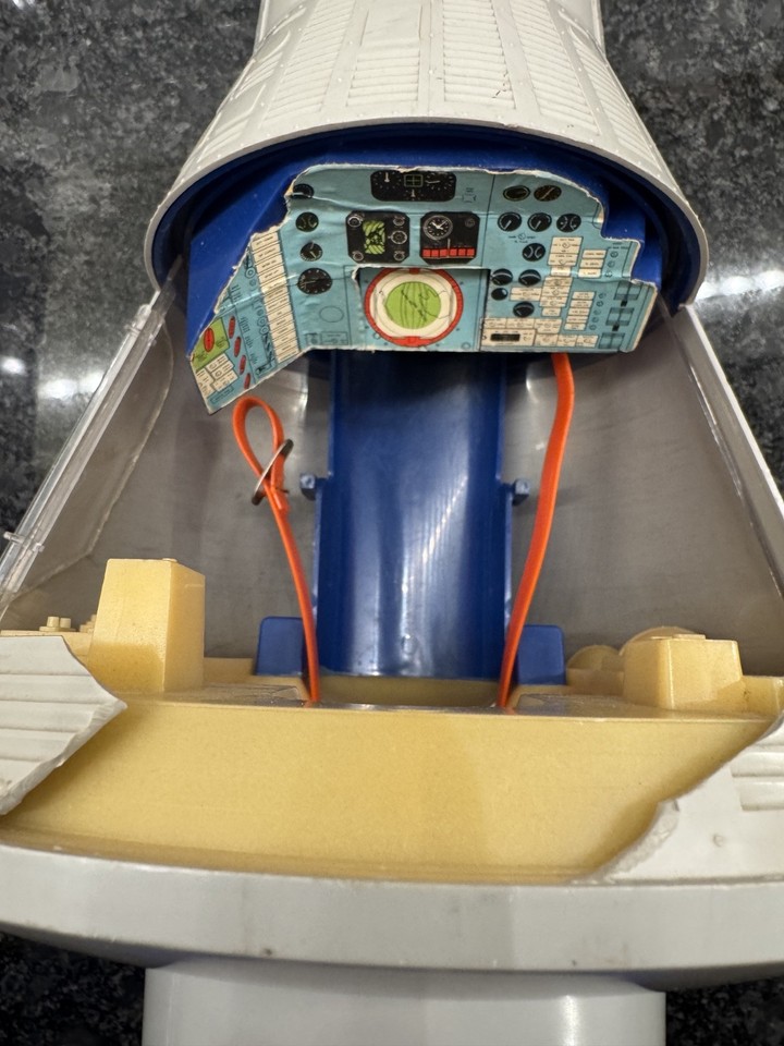 1966 GI Joe by Hasbro United States Apollo Space Capsule glow in the ...