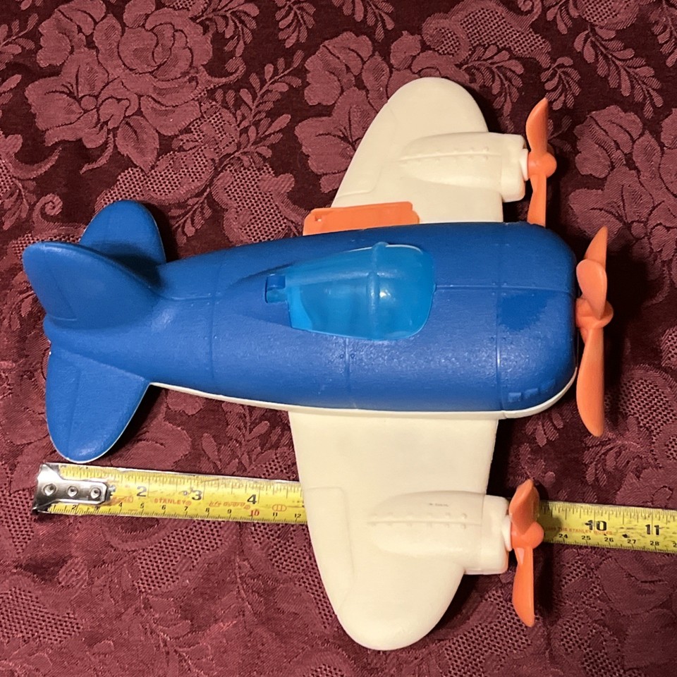 Battat Wonder Wheels Airplane Toy 10" Spinning Propellers, Folding ...