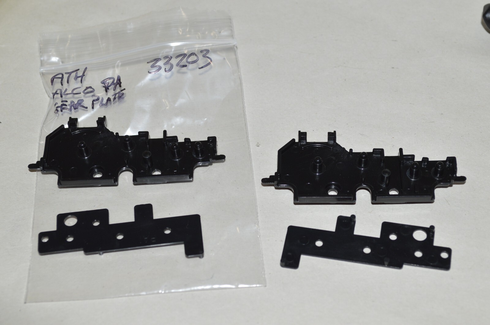 HO scale locomotive PARTS Athearn 33203 Alco PA truck gear plate male ...