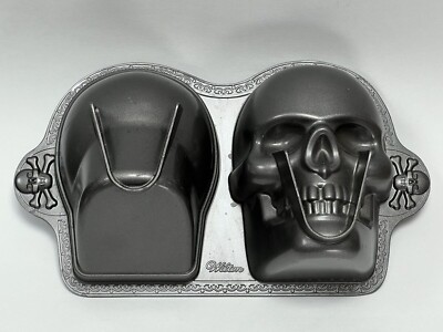 Wilton 3D Skull Cake Pan Mold Cast Aluminum Gothic Pirate Skeleton ...