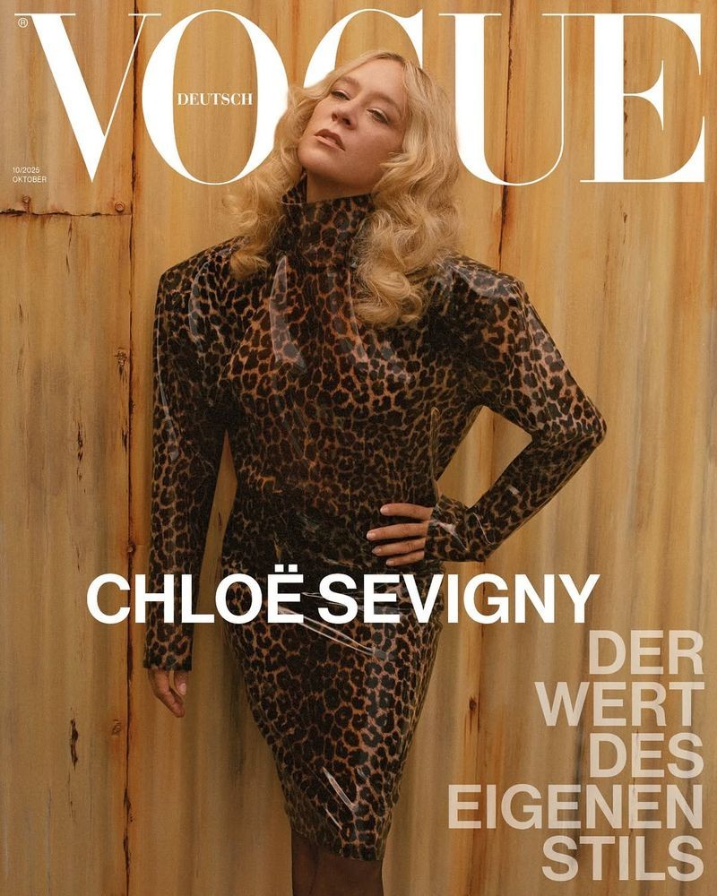 VOGUE Germany Magazine October 2025 Chloe Sevigny by Michael Bailey ...