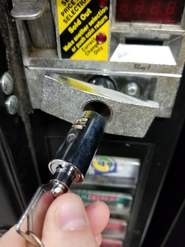 10 Brand new lock cylinder tubular standard locks for soda / snack ...