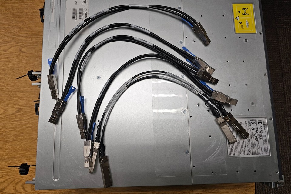 Netapp AFF-A220 224C 30x 3.84tb all Flash FAS w/ ONTAP One license | eBay