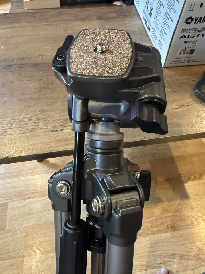 Velbon Sherpa 250R Tripod PH-157Q Pan Head Aluminium Durable Stand ...