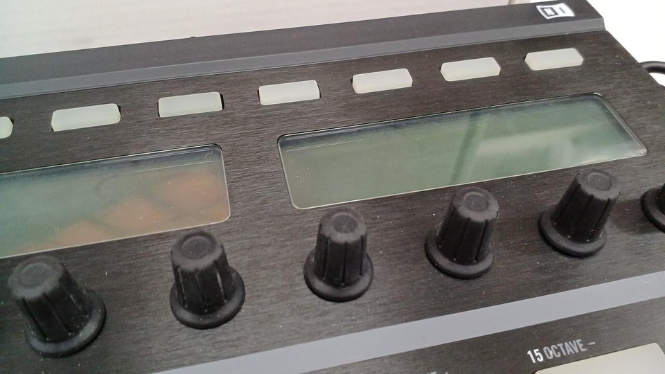 Native Instruments Maschine Groove production studio Used Free Shipping ...