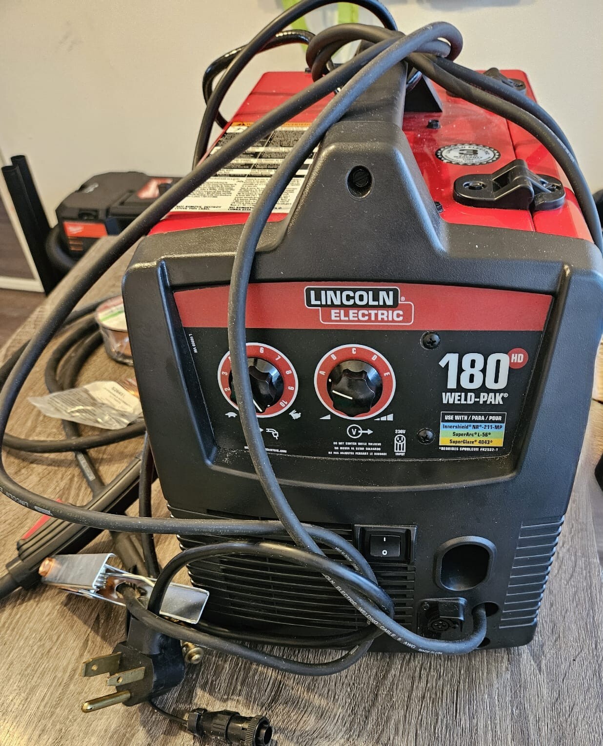 Lincoln SP-180T Mig Welder 220V 180 Amps Welds Flux Core or Gas | eBay