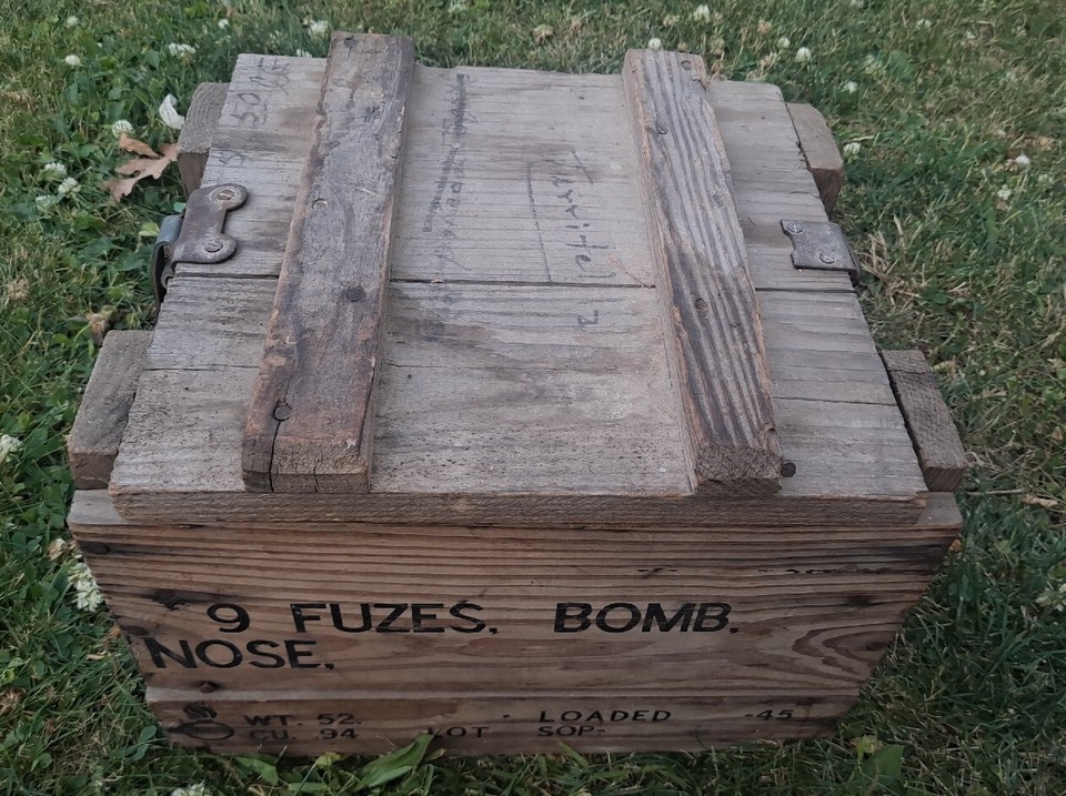 WW2 US Bomb Fuze Nose Wood Crate 1945 Dated rope Handles. | eBay