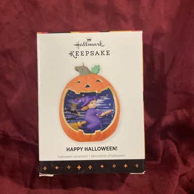 Hallmark 2013 Keeepsake HAPPY HALLOWEEN Ornament Spooky Scene 1st in ...