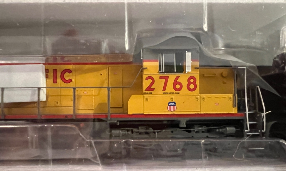 HO Athearn Genesis Union Pacific SD40M-2 Diesel Locomotive UP #2768 DCC LokSound | eBay