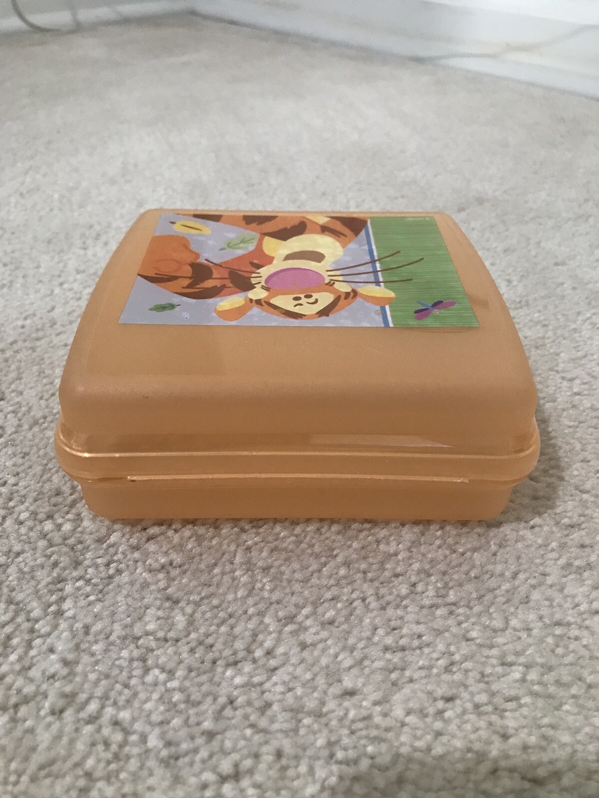 Tupperware Sandwich 3752D-4 Keeper Container Disney Winnie The Pooh ...