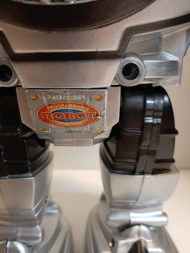 Pathfinder Programmable Robot Action Toy Talks Walks Shoots disc, Used ...