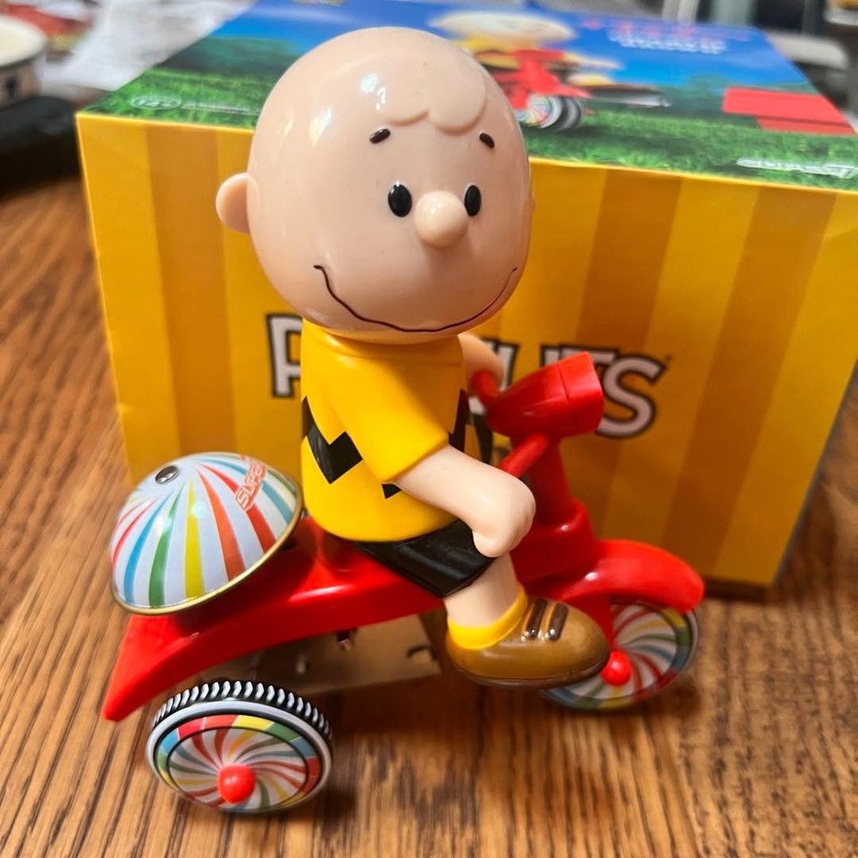 Snoopy SUPER7 Charlie Brown Vintage Tin Wind-Up Bicycle Toy 17cm New | eBay